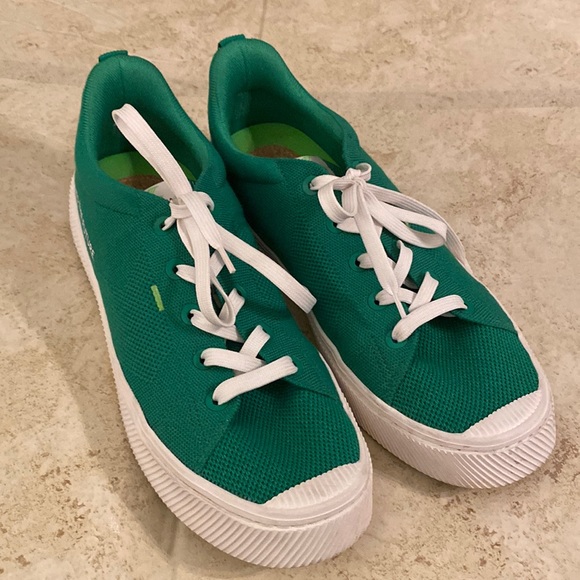 Cariuma | Shoes | Cariuma Green Low Top Sneakers Size 15 | Poshmark